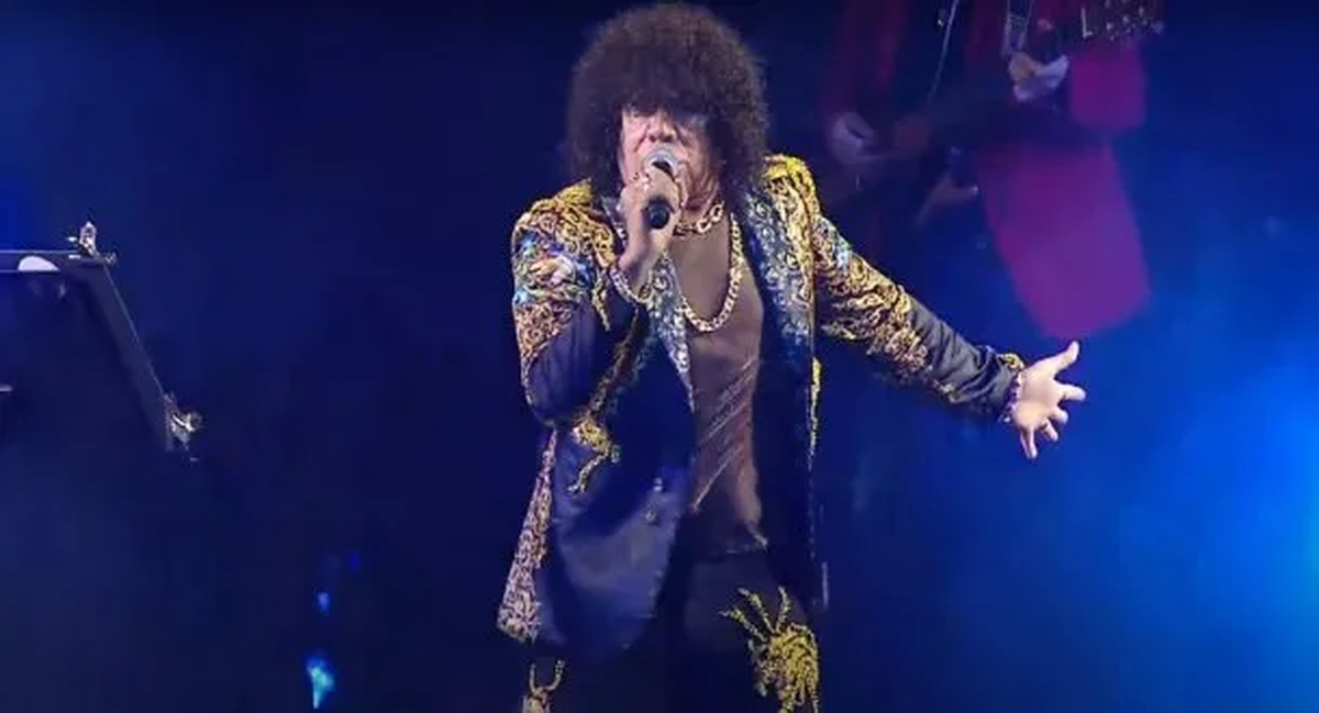 La Mona Jiménez cantó en el Obelisco ante unas 50.000 personas ...